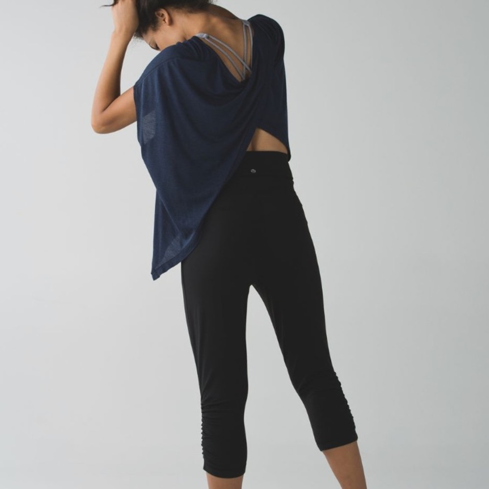 Lululemon Sunset Salutation Crop - Gem
